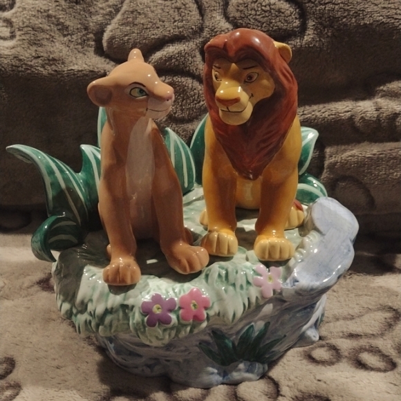 Schmid | Other | Disney Simba And Nala Music Box Pre Owned | Poshmark